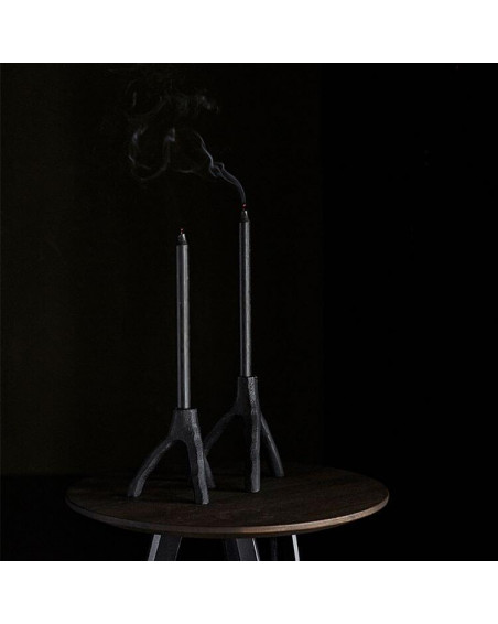 Lysestager i Sort Støbejern Fra Muubs - 3 Størrelser