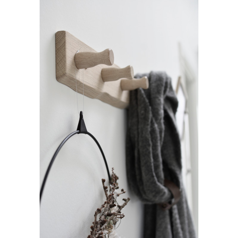 Knagerække med 9 Knager i Natur Eg - Dansk Produktion