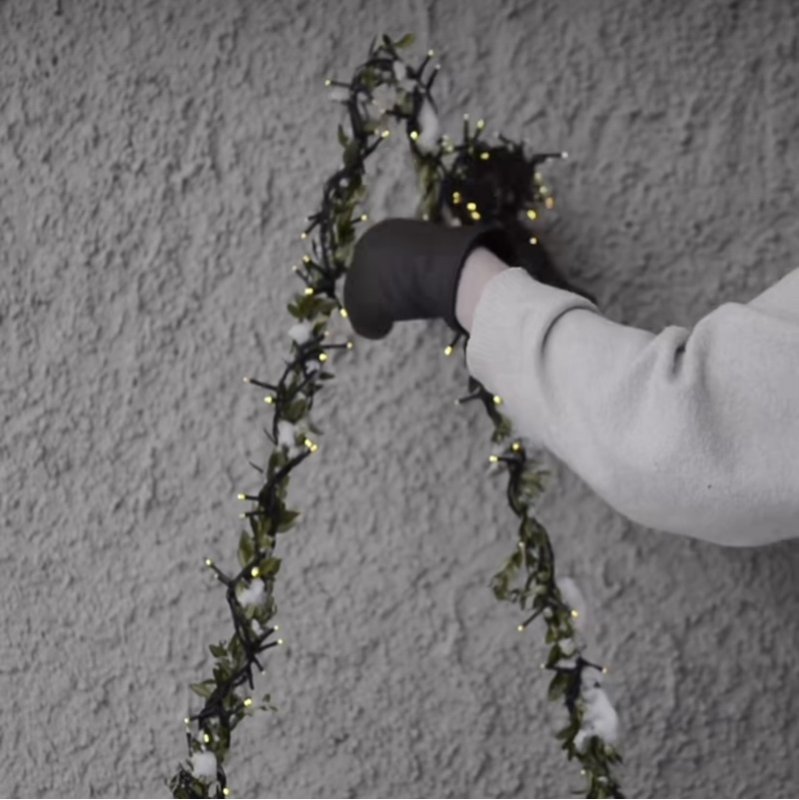 Dekorative Juletræer i Jern til Krukker og Have med Lyskæder